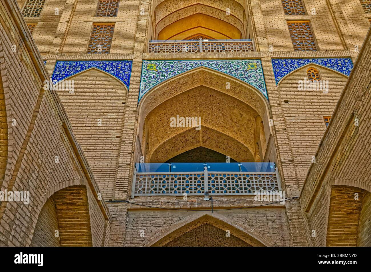 Ali Qapu Palace facade Stock Photo - Alamy