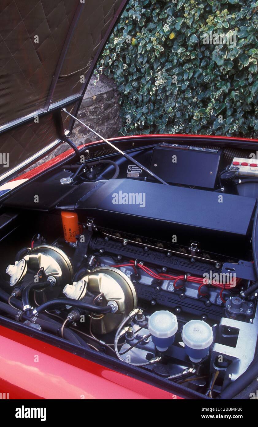 1971 ferrari 365 gtb 4 group 4 race car hi-res stock photography and ...