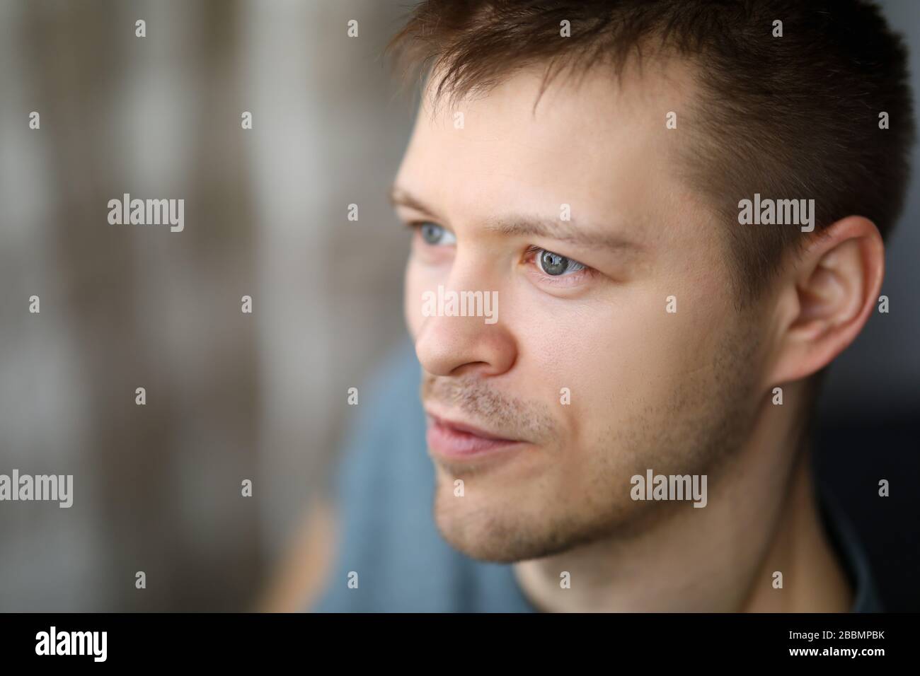 Close up portrait in profile hi-res stock photography and images - Alamy
