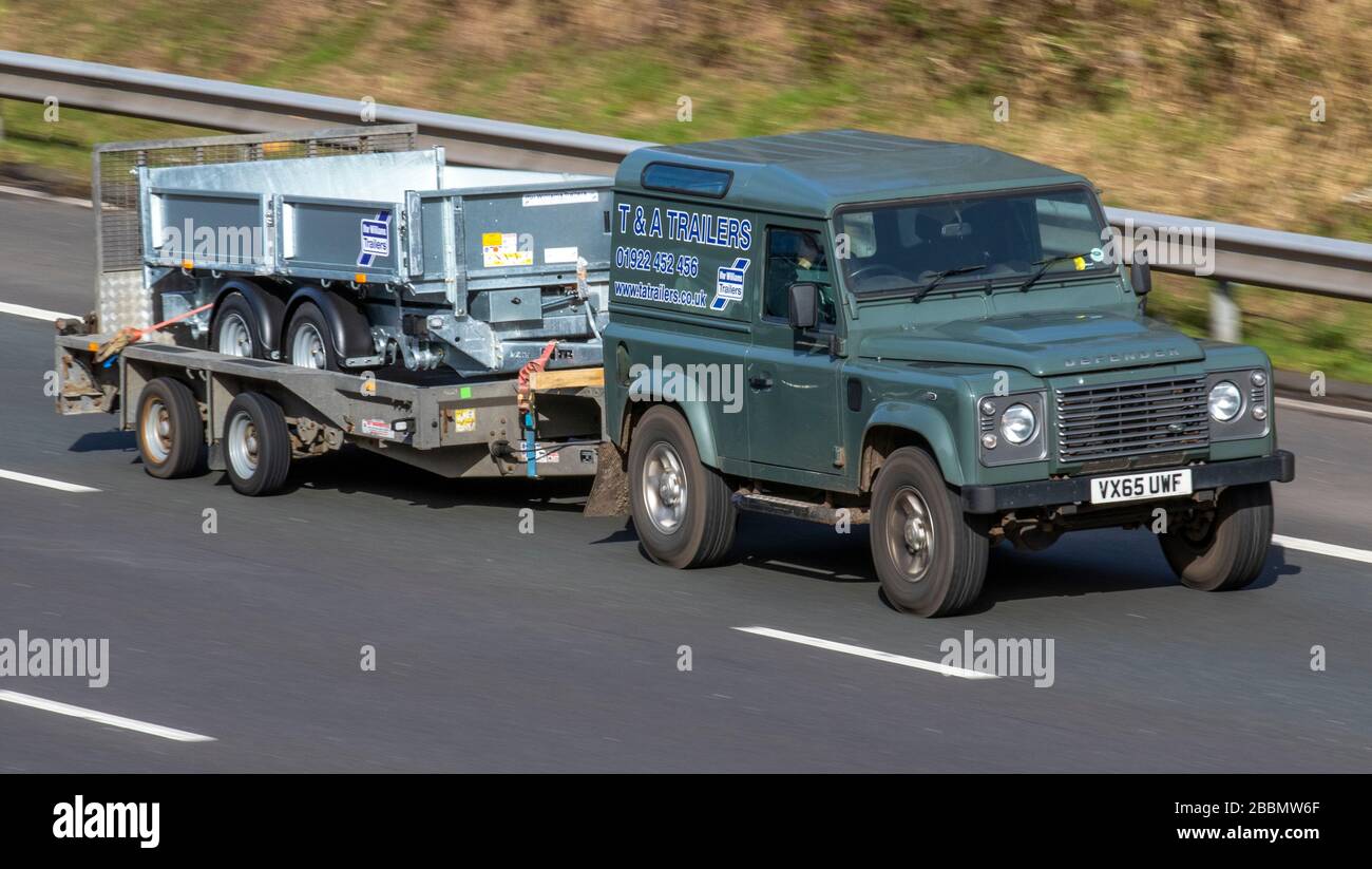 2015 Land Rover Defender 90 XS Hard TOP T towing Ifor Williams Trailers ...