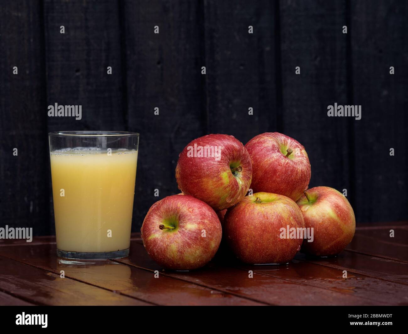 Close up apples glass hi-res stock photography and images - Alamy