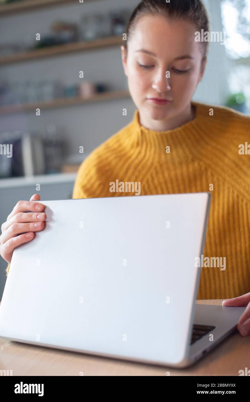 Internet dependency hi-res stock photography and images - Alamy