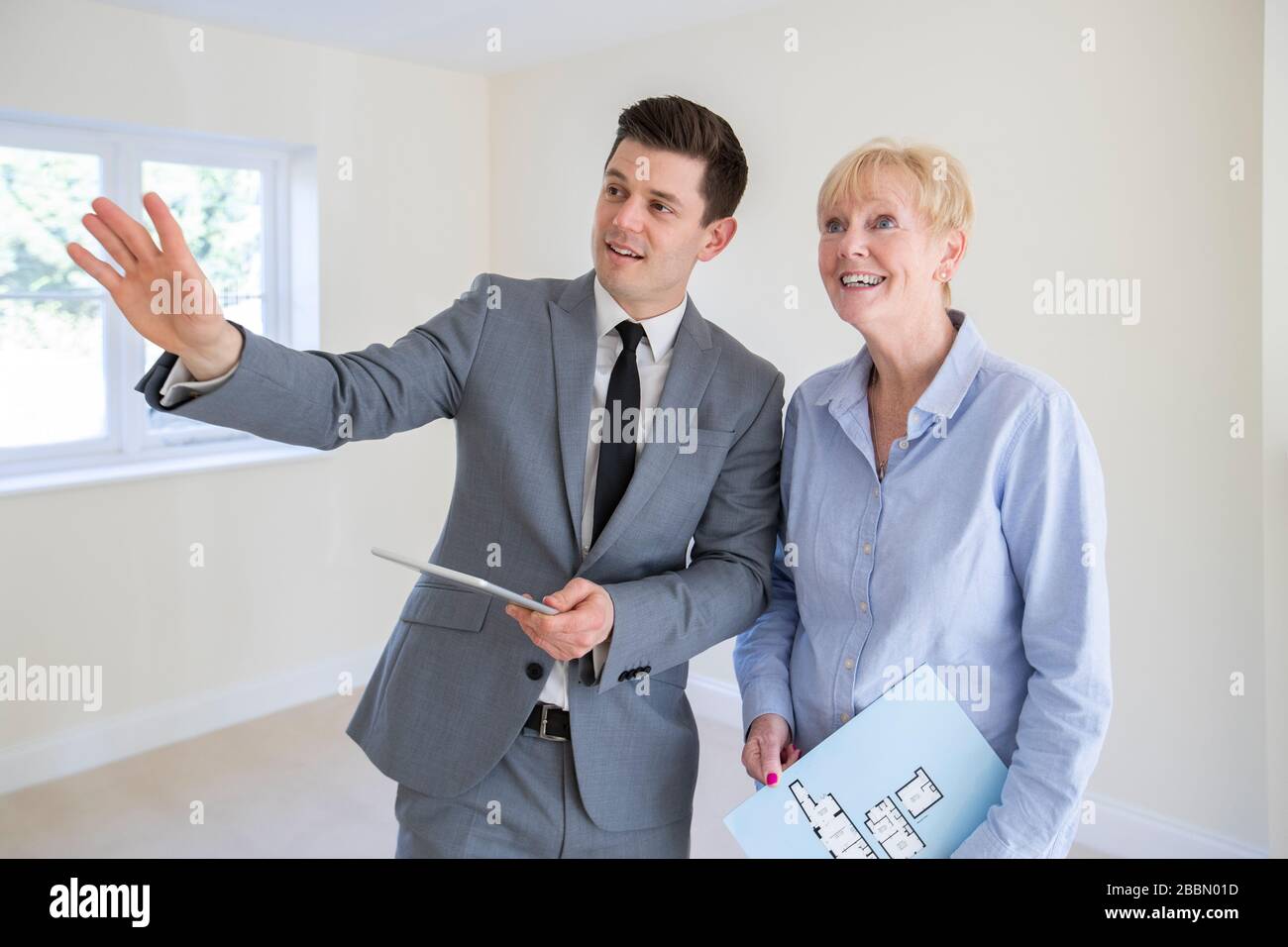 Retirement downsize home hi-res stock photography and images - Alamy