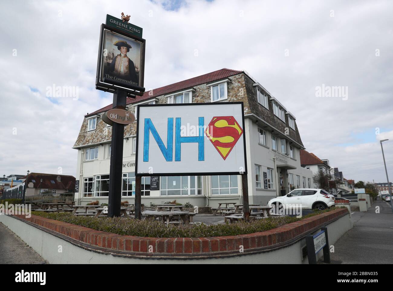 Nhs outside commodore pub hi-res stock photography and images - Alamy