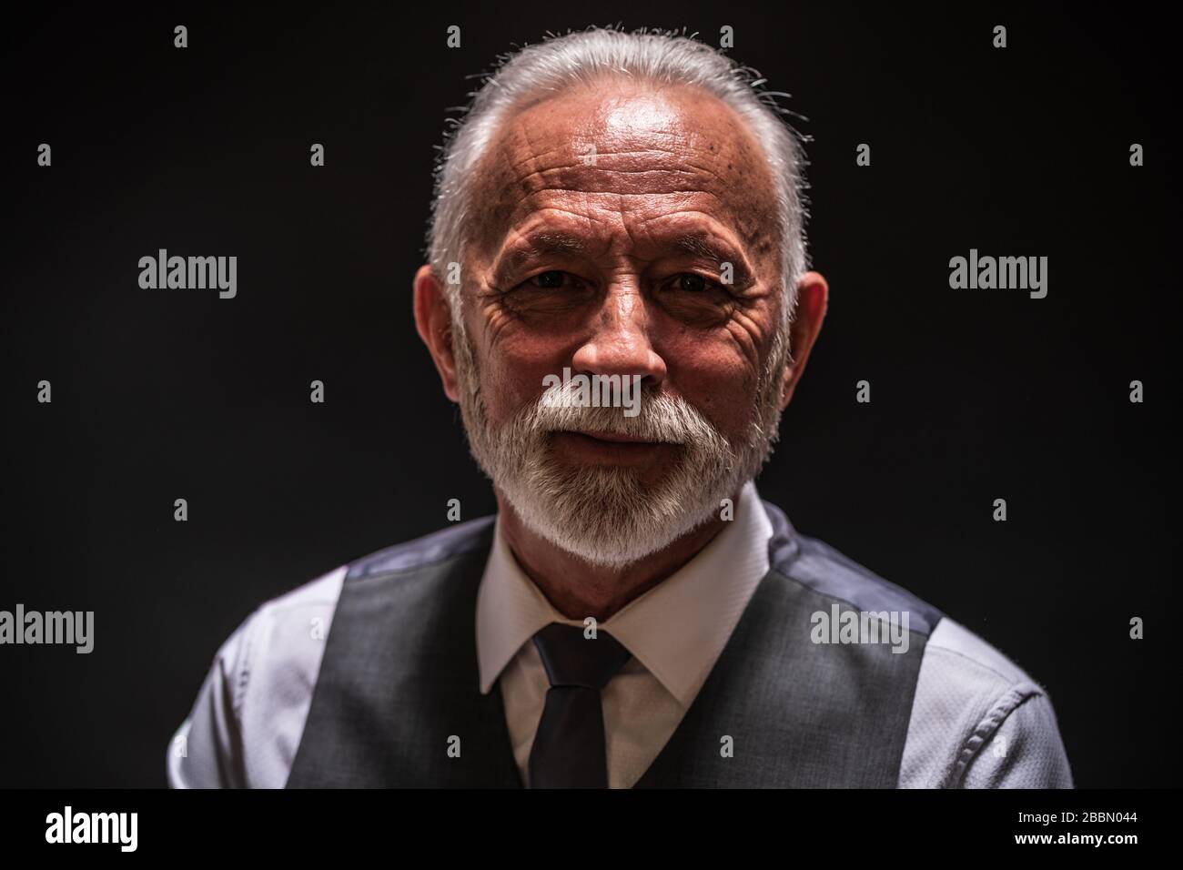 Elderly black man hi-res stock photography and images - Alamy