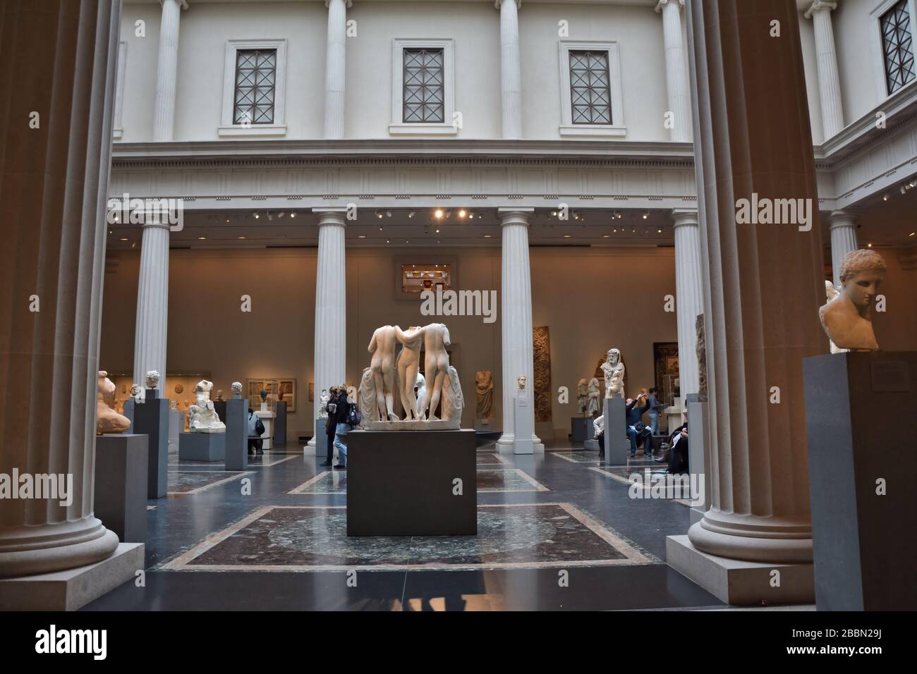 NEW YORK CITY - OCTOBER 22, 2014: Greek and Roman gallery at ...