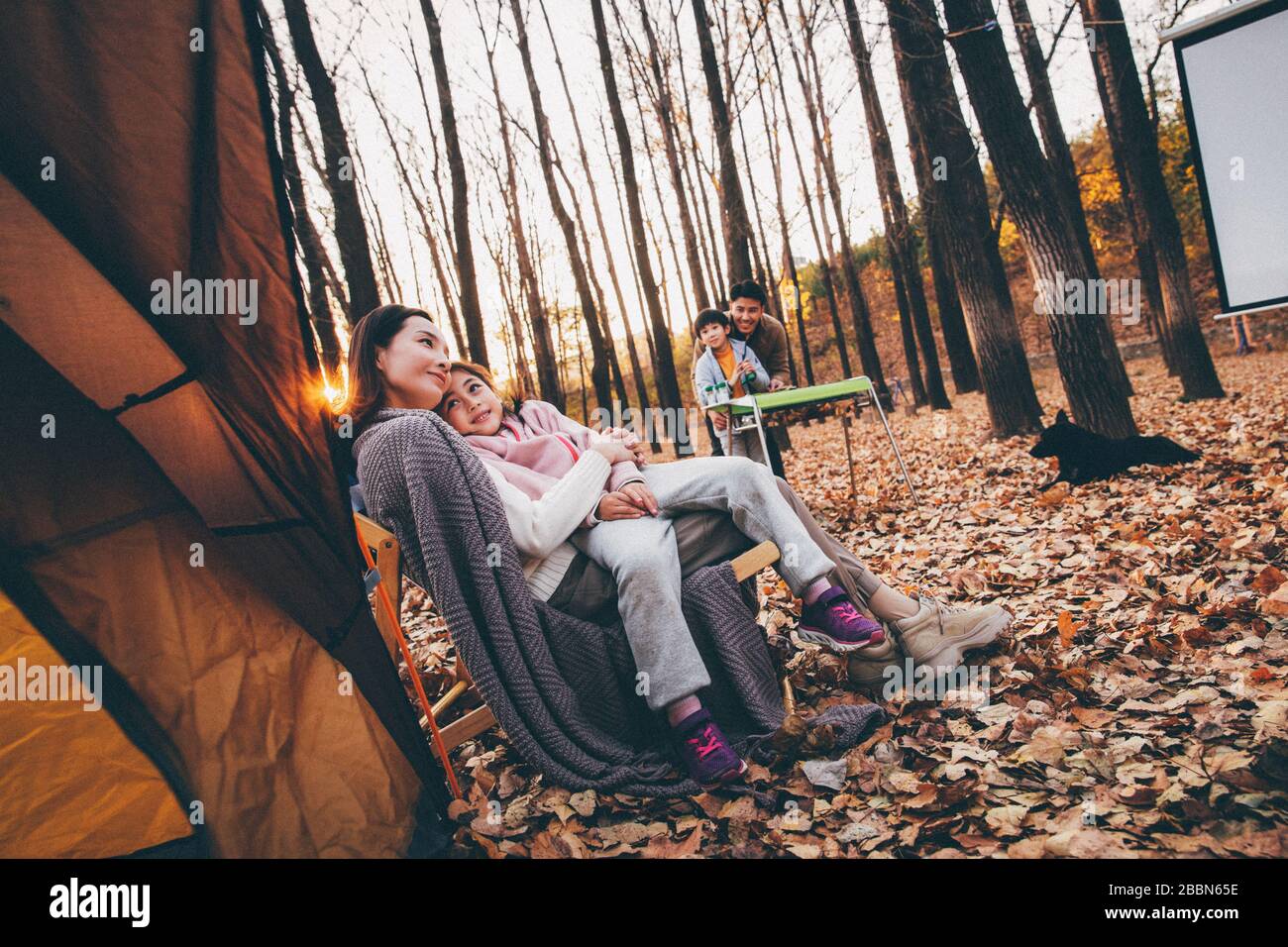 Happy family outdoor outing Stock Photo - Alamy