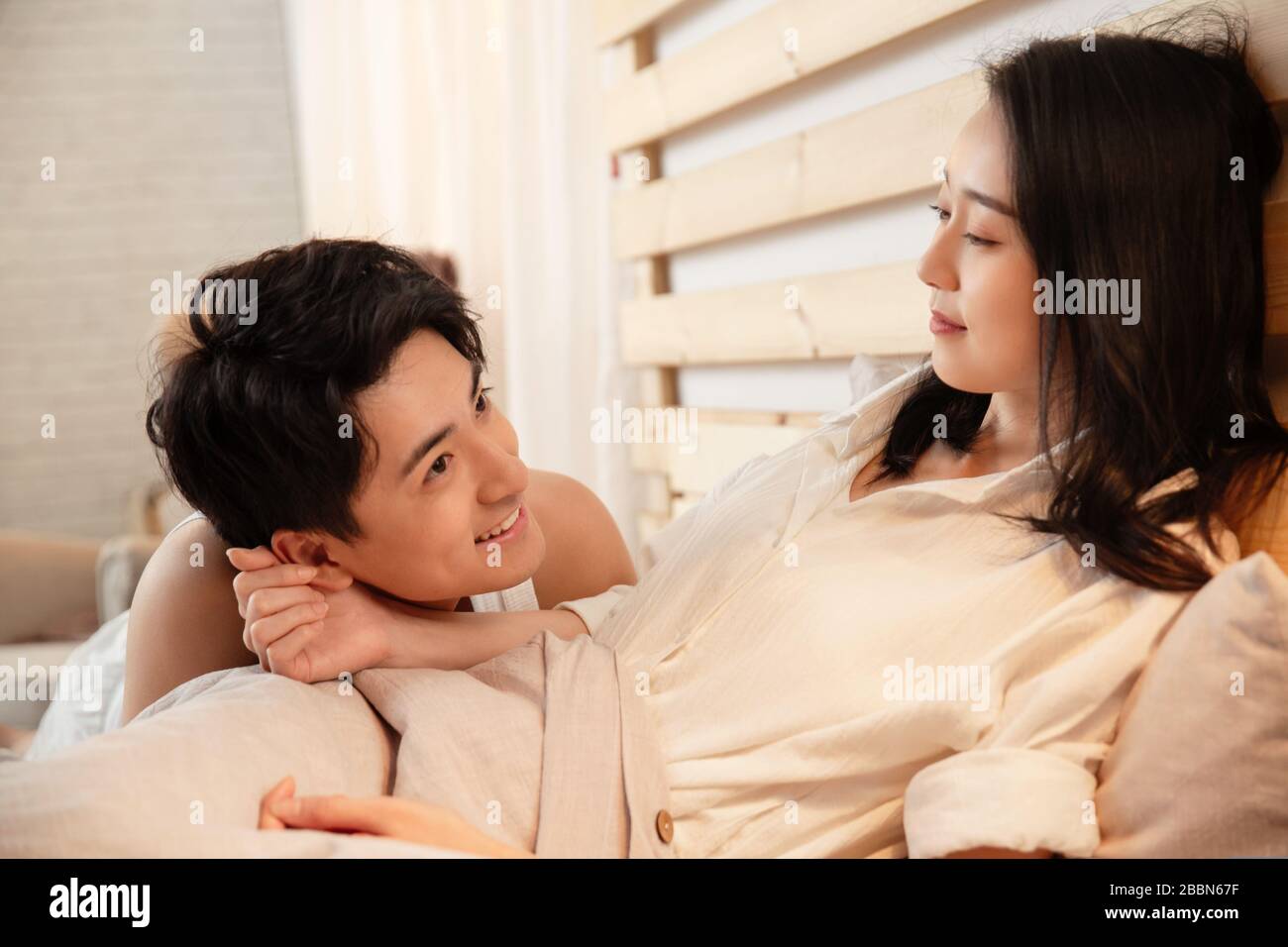 Intimate moments hi-res stock photography and images - Alamy Intimate moments hi-res stock photography and images - Alamy