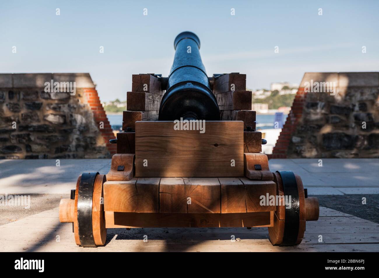 Batterie Royale old Canon in Old-Quebec City Stock Photo - Alamy