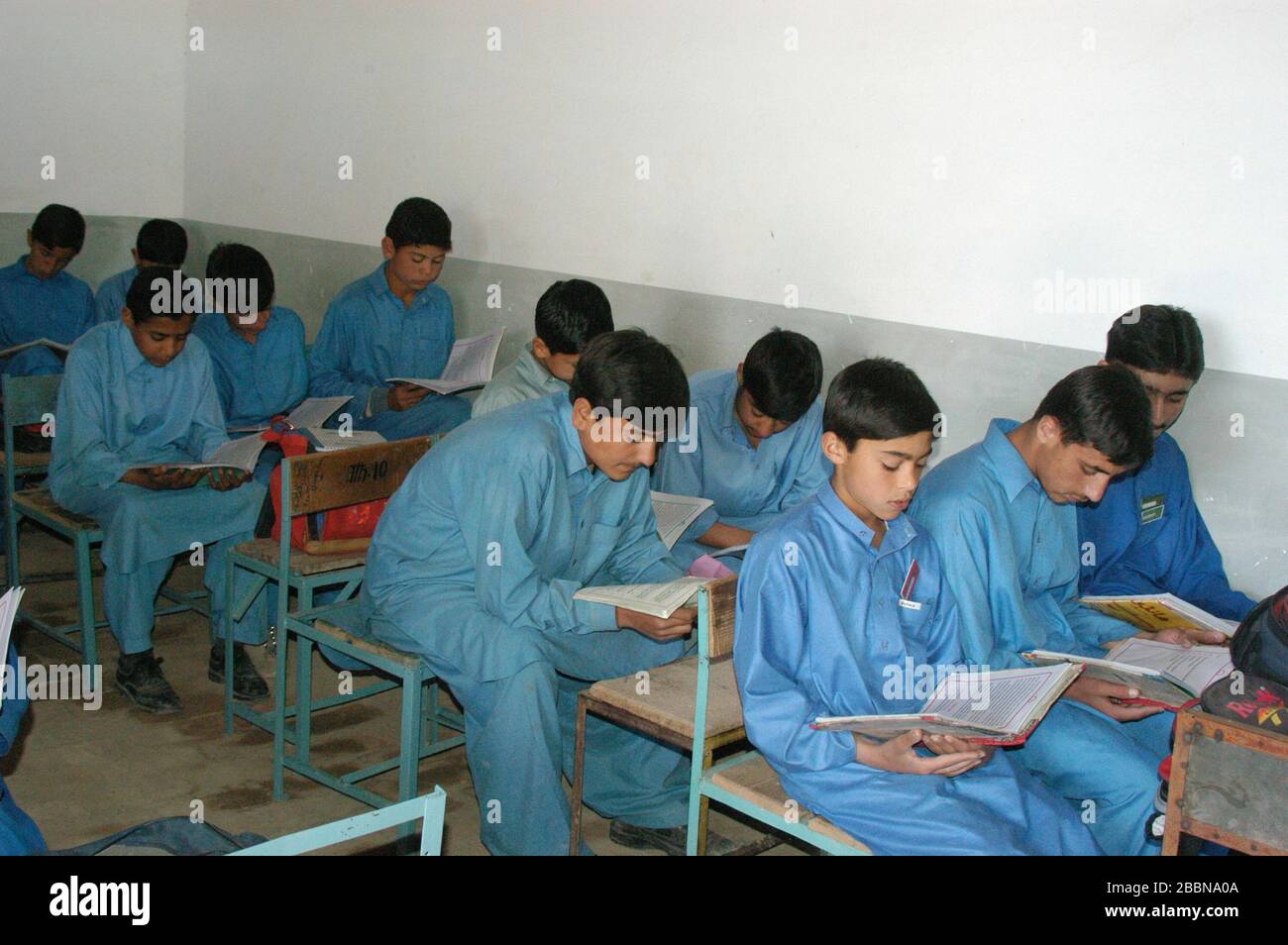 Secondary school pupils, Pakistani village Stock Photo - Alamy