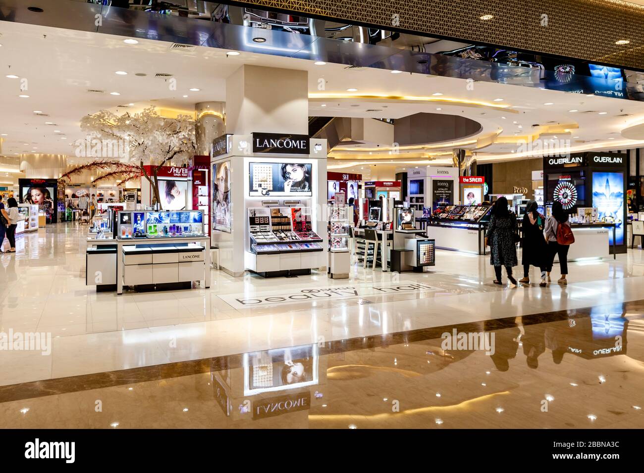 Shops Inside The Central Park Mall, Jakarta, Indonesia Stock Photo - Alamy