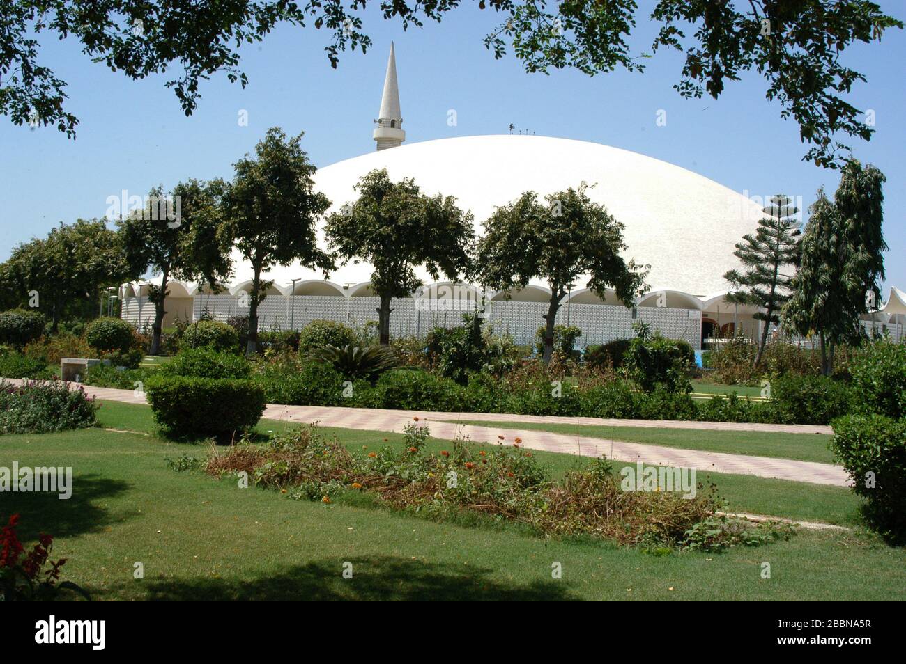 Tooba masjid hi-res stock photography and images - Alamy