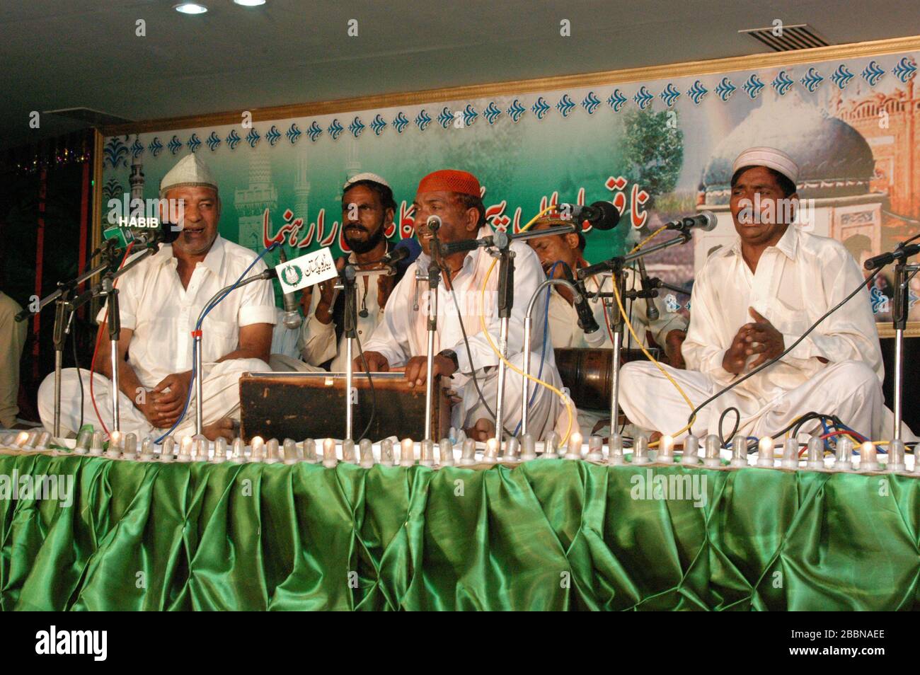 Qawwali hi-res stock photography and images - Alamy