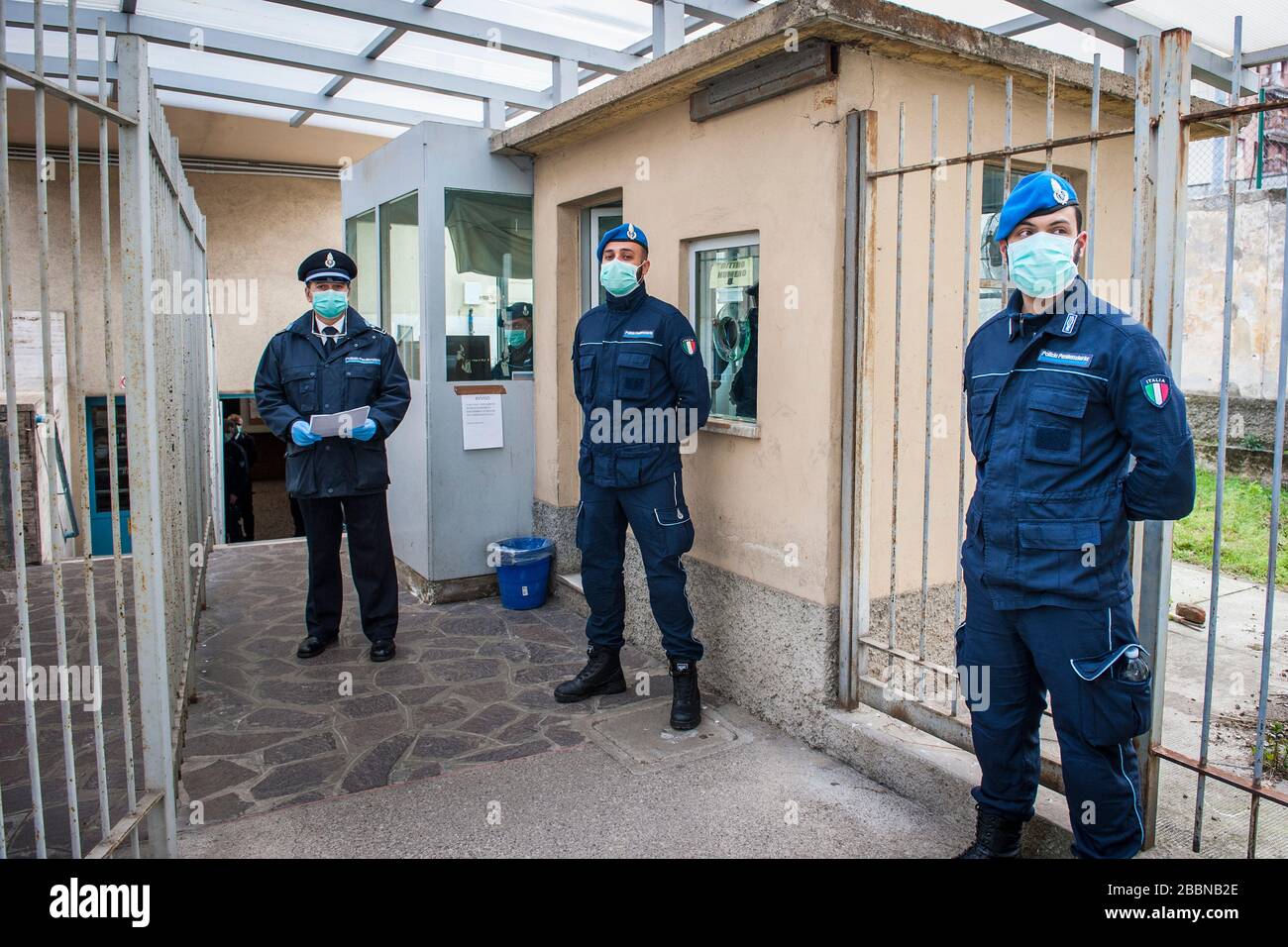 Italy, Milan, San Vittore prison, Prison police at work during the ...