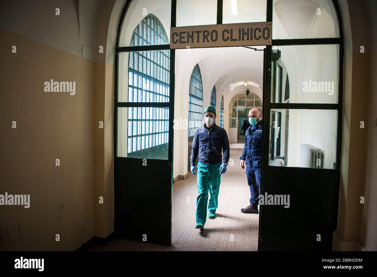 Italy, Milan, San Vittore prison, Prison police at work during the ...