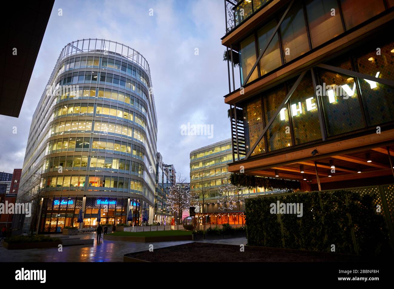 3 Hardman Square, Manchester Spinningfields and The Ivy Stock Photo - Alamy