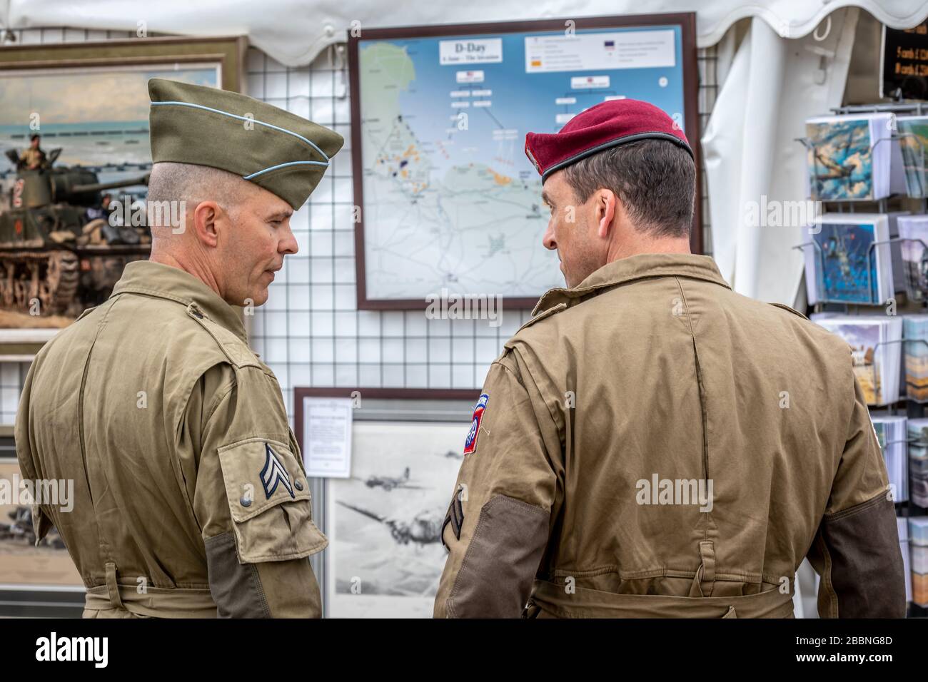 Wartime discussion hi-res stock photography and images - Alamy