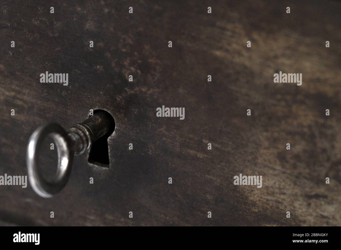 metal lock and key Stock Photo - Alamy
