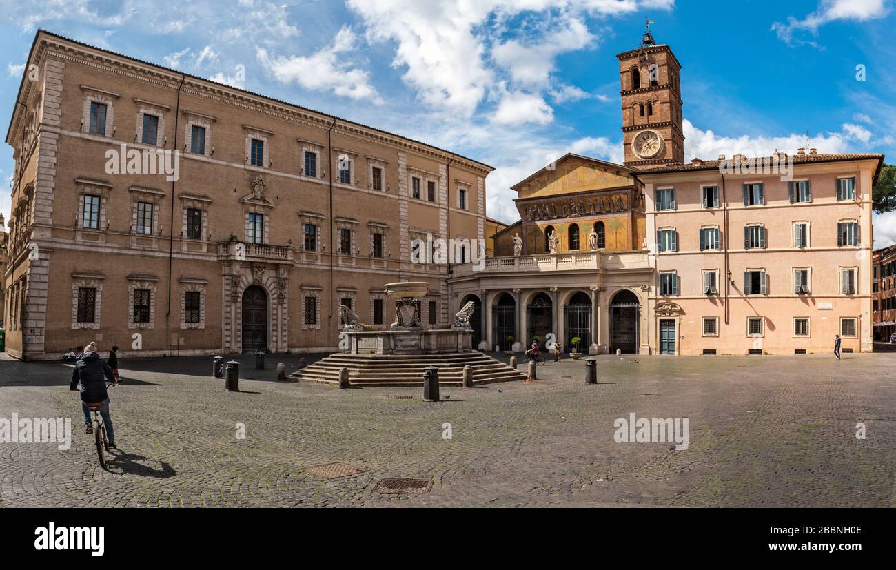 Piazza Santa Maria Trastevere square, Bramante and Bernini Fountain ...
