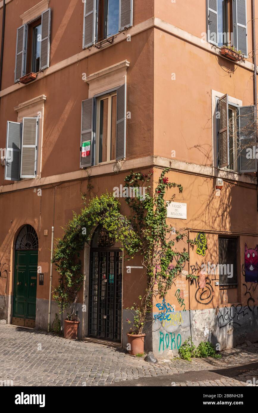 Via della scala trastevere rome hi-res stock photography and images - Alamy