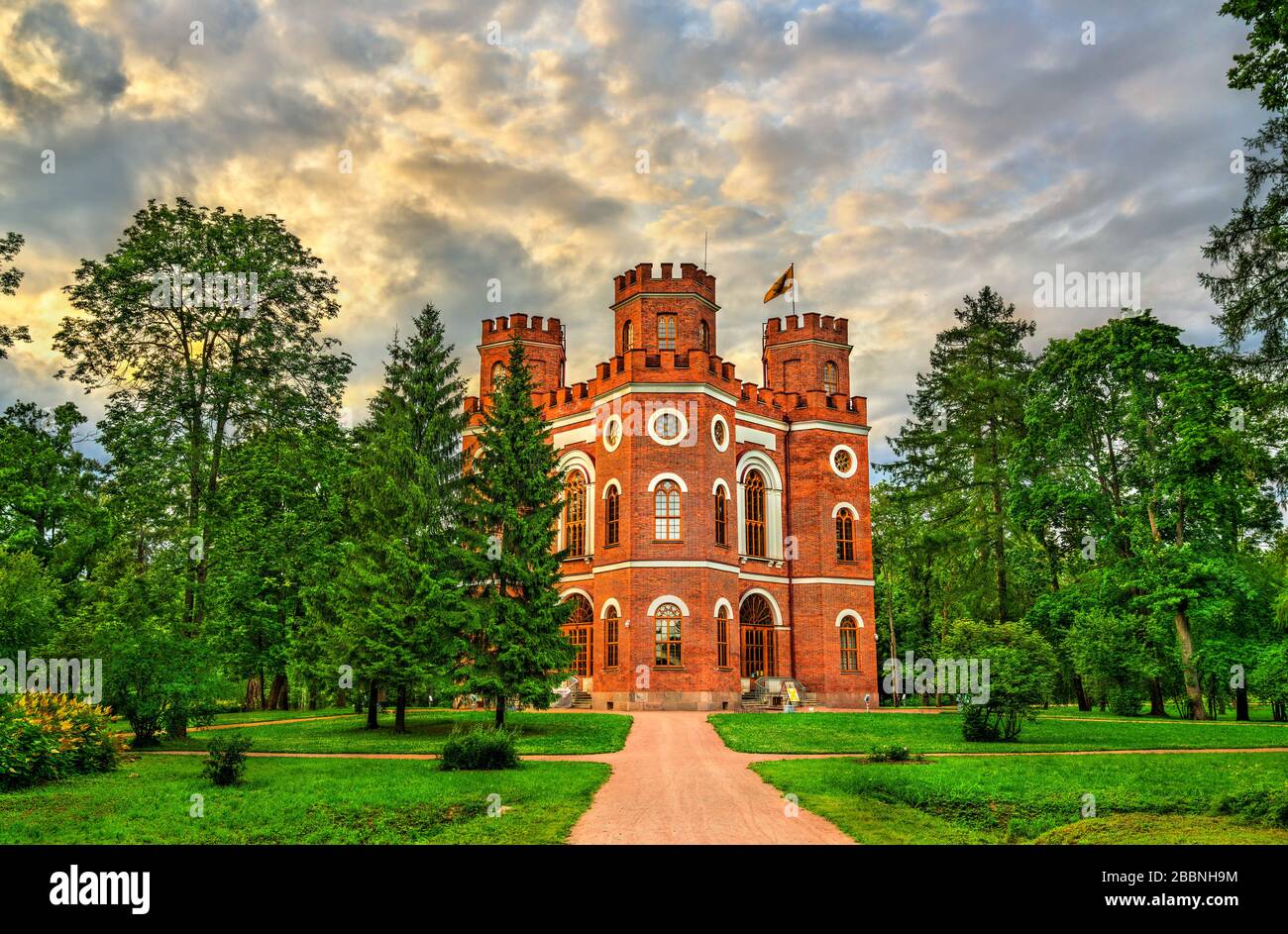 Russian gothic architecture hi-res stock photography and images - Alamy