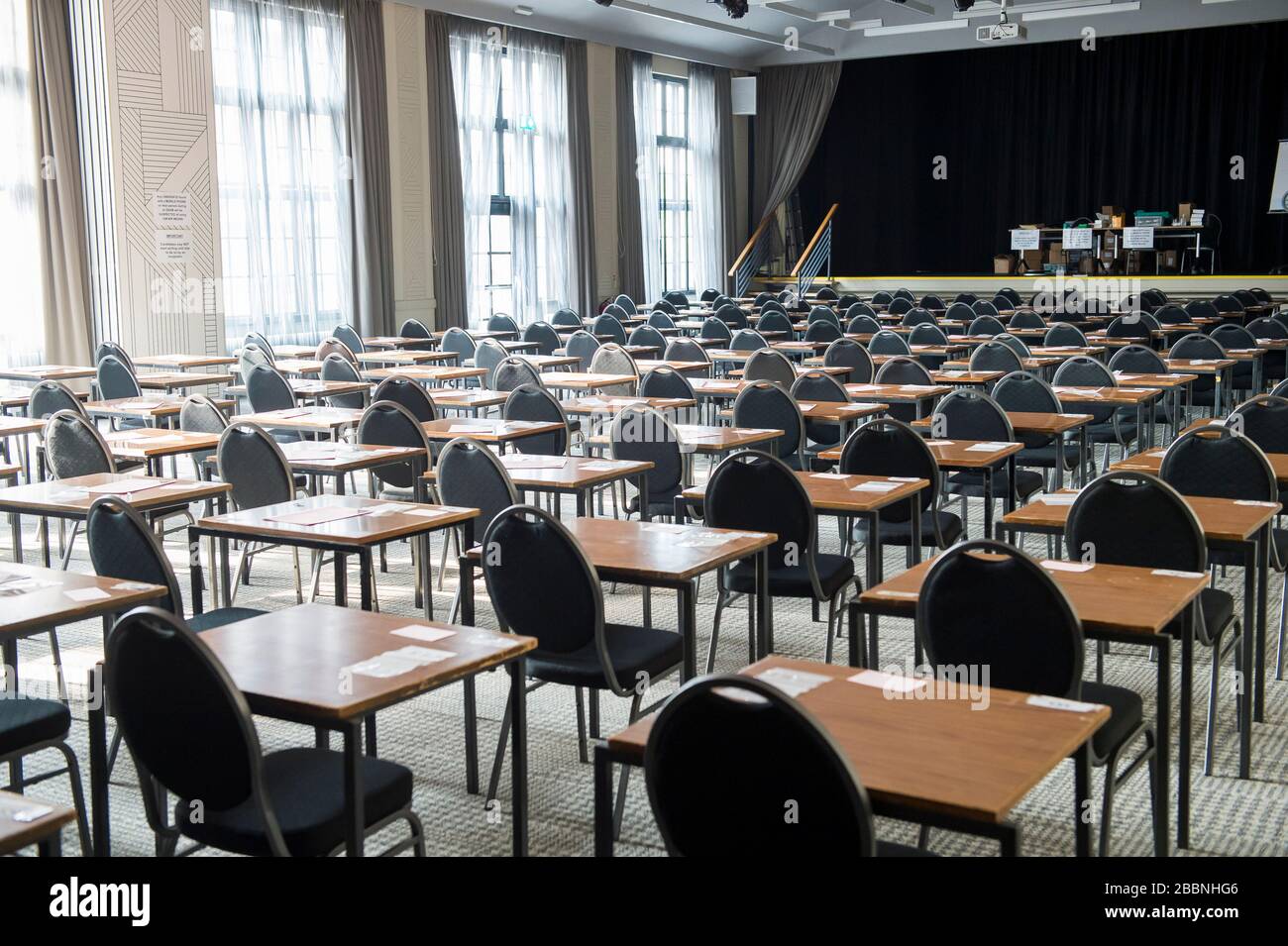 School exams hall hi-res stock photography and images - Alamy