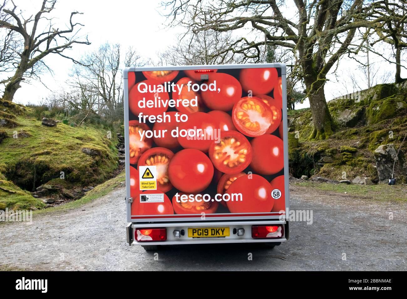 Customer service supermarket uk hi-res stock photography and images - Alamy