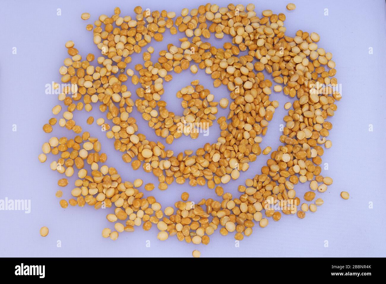 Gram lentils yellow dal hi-res stock photography and images - Alamy