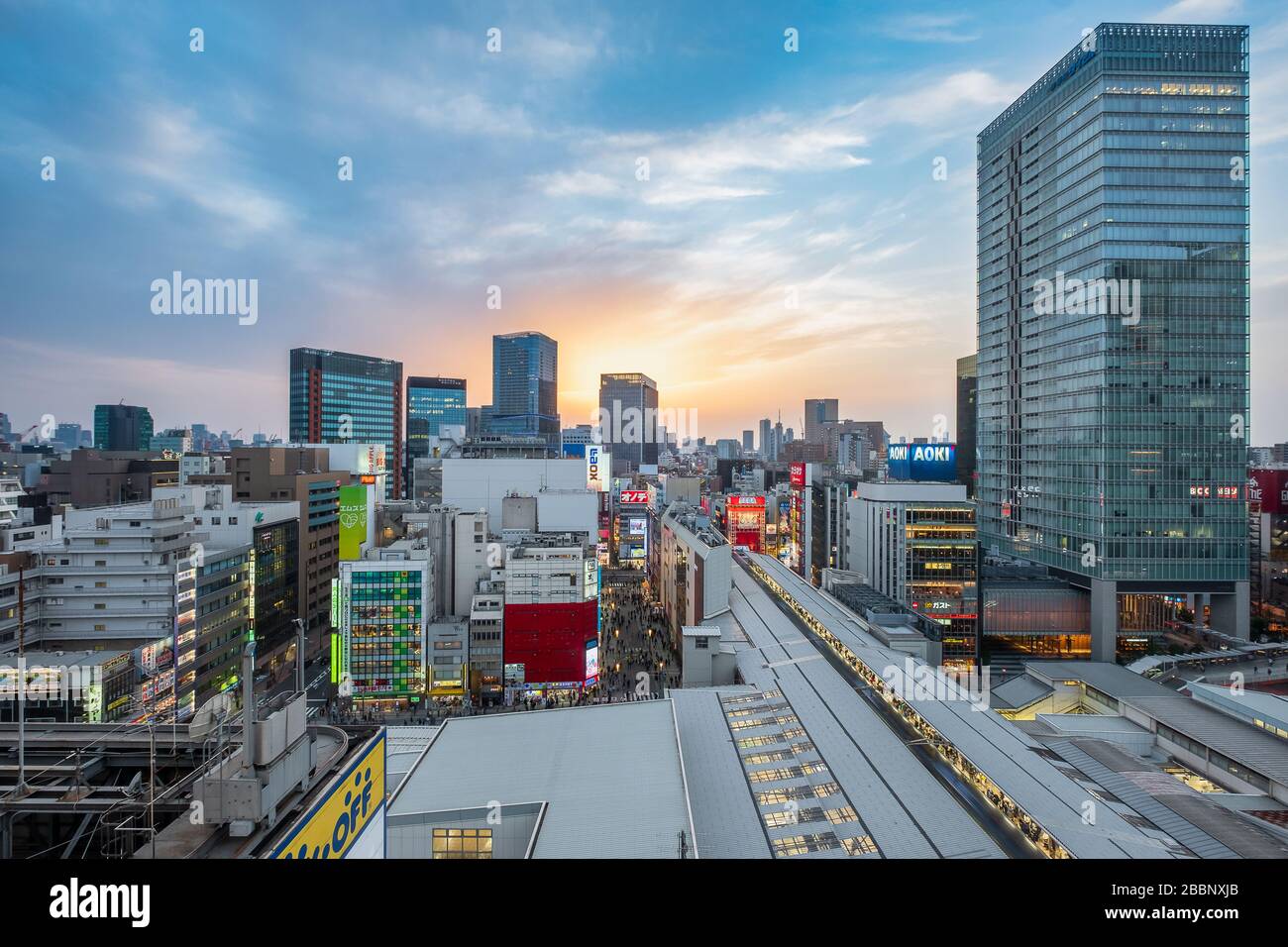 Tokyo japan april 2018 hi-res stock photography and images - Alamy