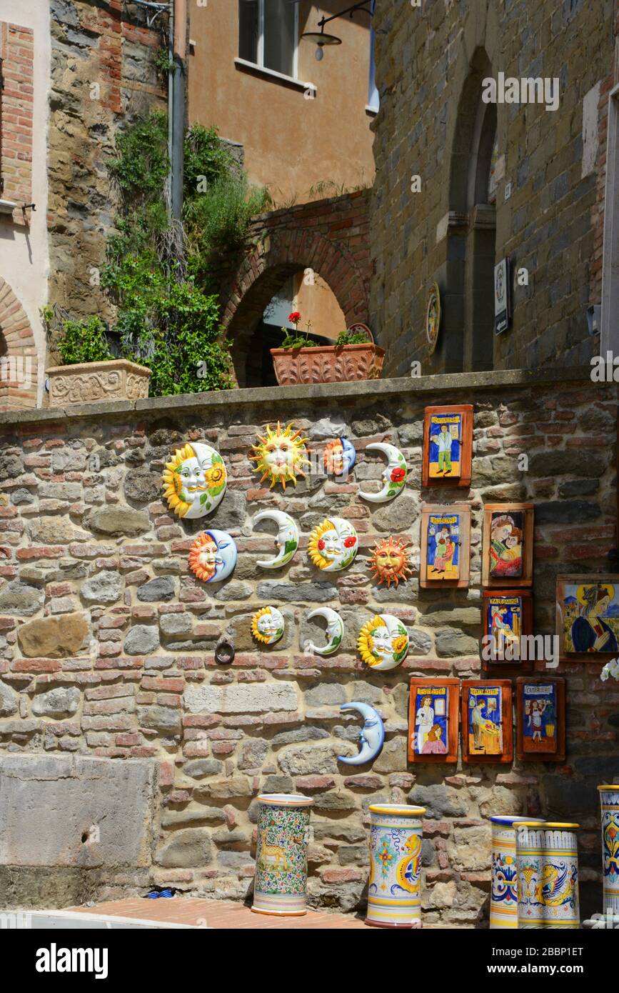 Deruta hi-res stock photography and images - Alamy