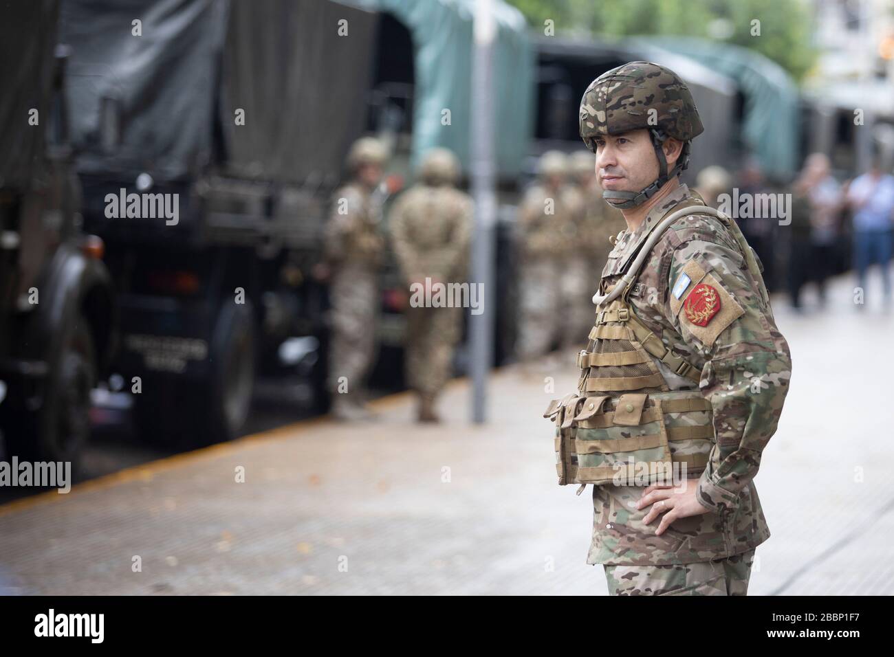 Poor crowd control hi-res stock photography and images - Alamy