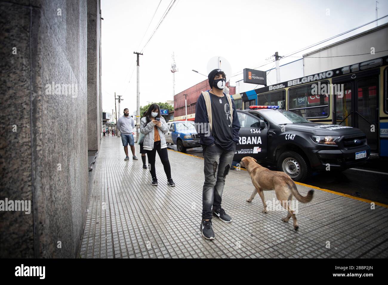 Poor crowd control hi-res stock photography and images - Alamy