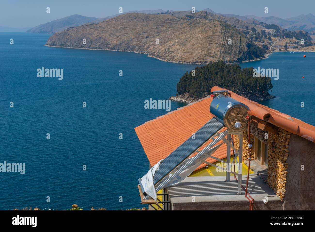 Solar island hi-res stock photography and images - Alamy