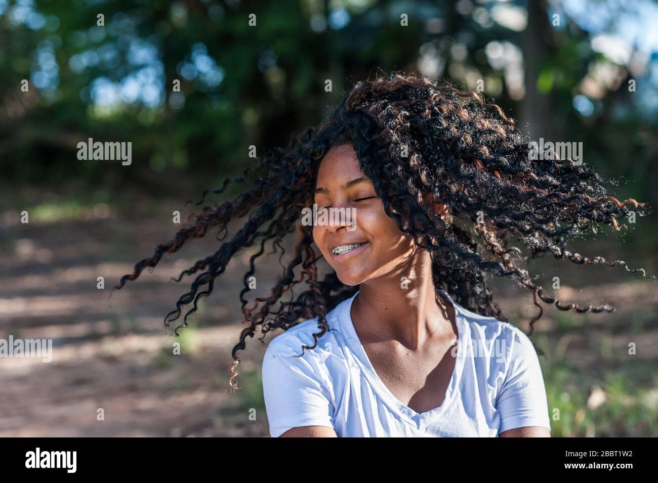 Children girl black afro brazilian hi-res stock photography and images ...