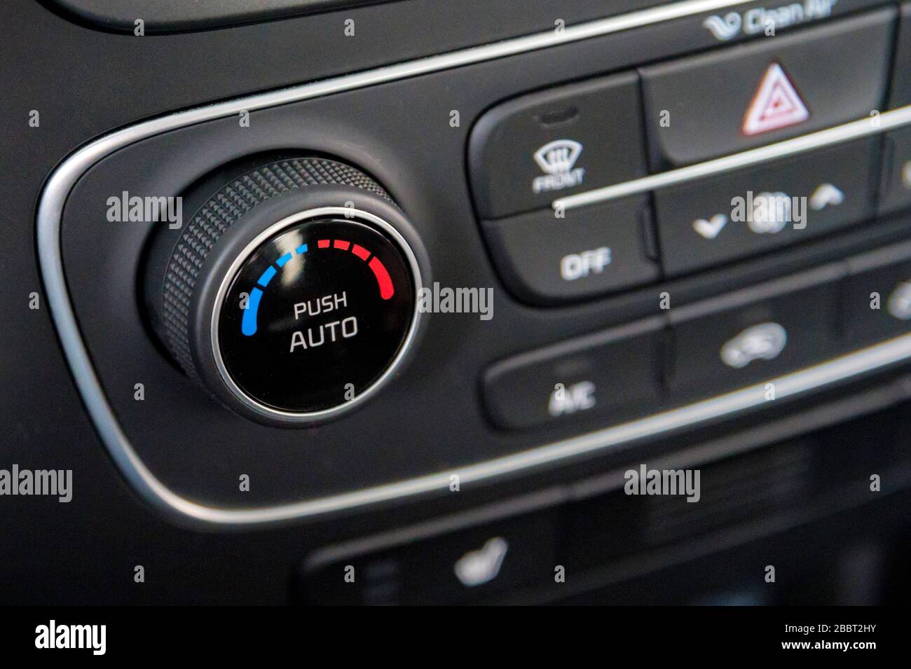 Close up climate control panel in the new car Stock Photo - Alamy