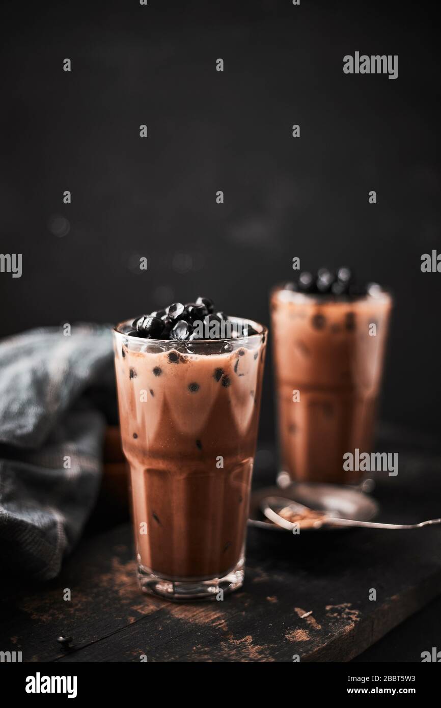 Homemade Milk Bubble Tea with Tapioca Pearls Stock Photo - Alamy