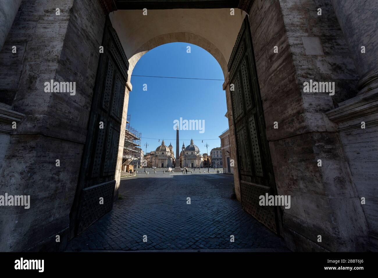 Porta del popolo gates hi-res stock photography and images - Alamy