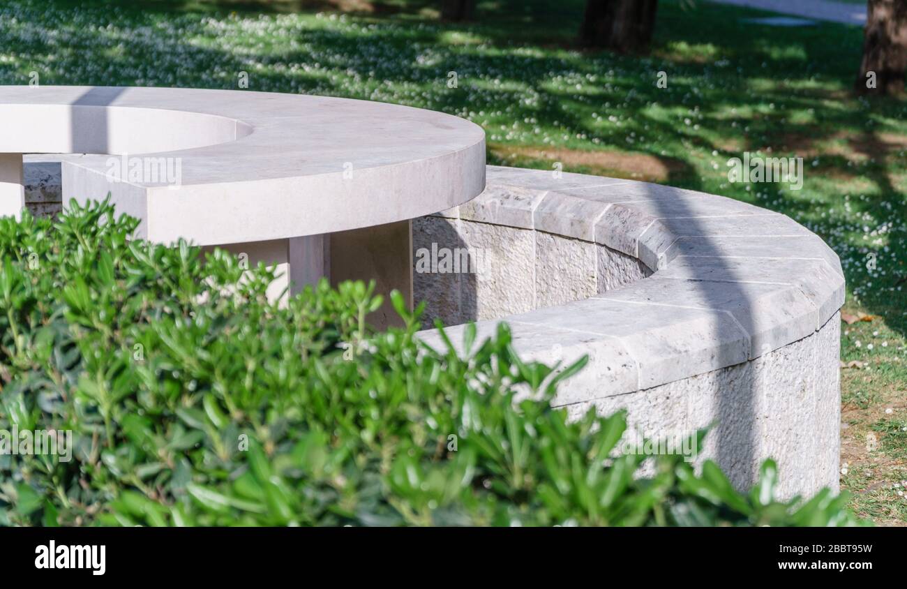 Modern stone patio bench hi-res stock photography and images - Alamy