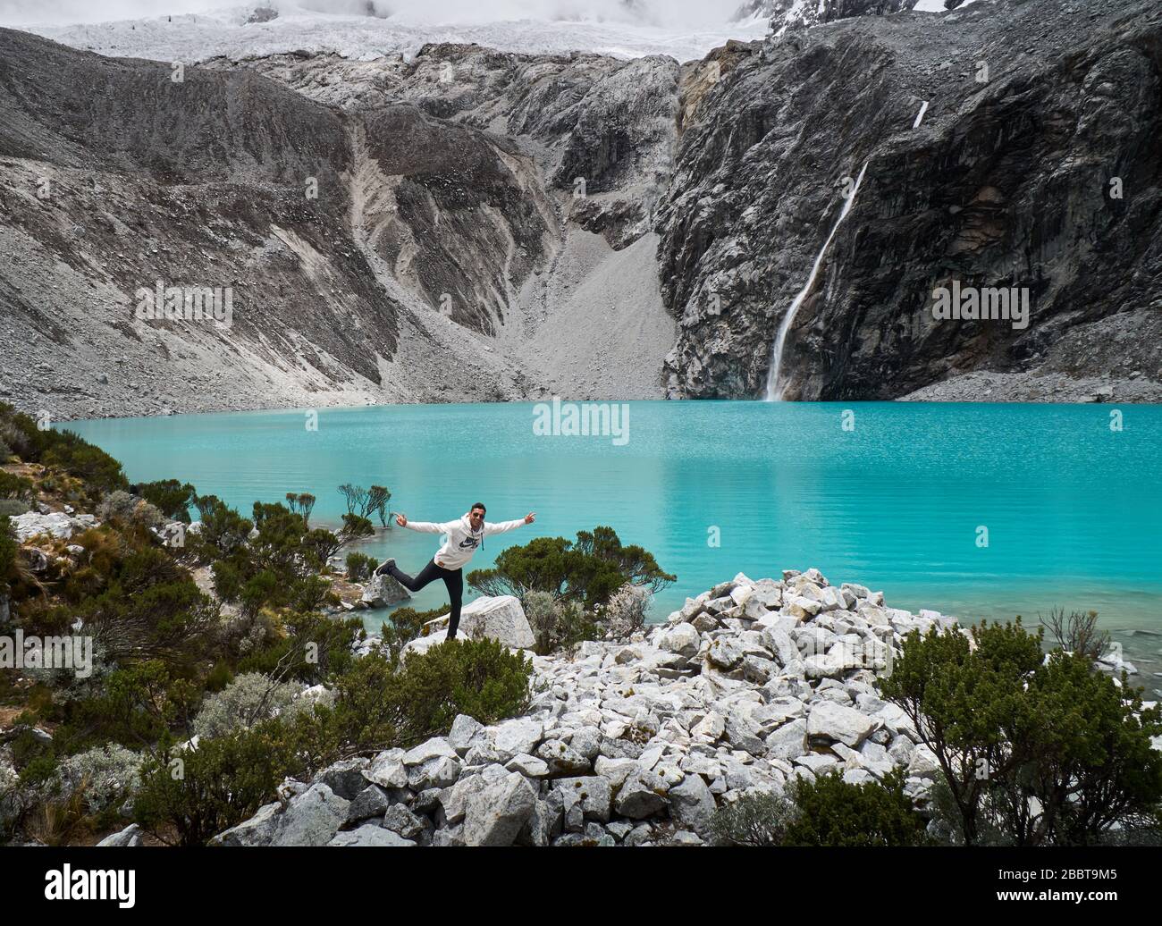 Laguna 69 in cordillera blanca hi-res stock photography and images - Alamy
