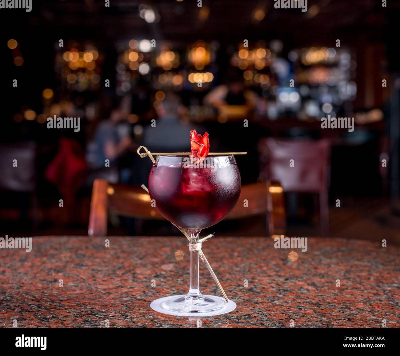 Presentation of drink in bar of restaurant bar Stock Photo - Alamy