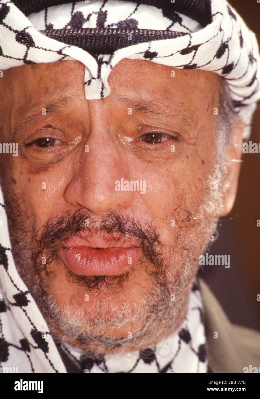 Cairo, Egypt - 15 April 1992 - PLO Chairman Yasser Arafat meets ...