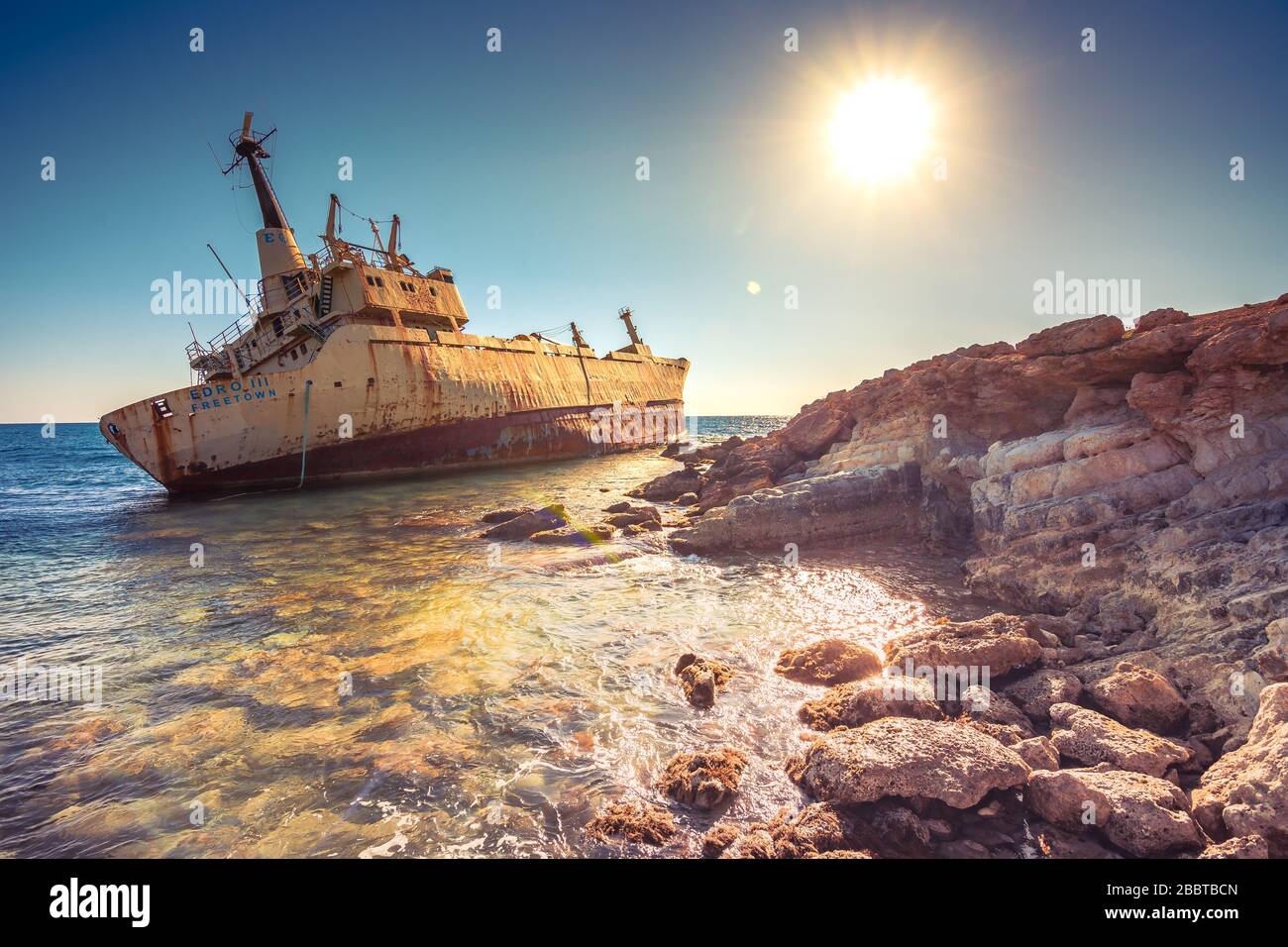 Shipwreck paphos hi-res stock photography and images - Alamy
