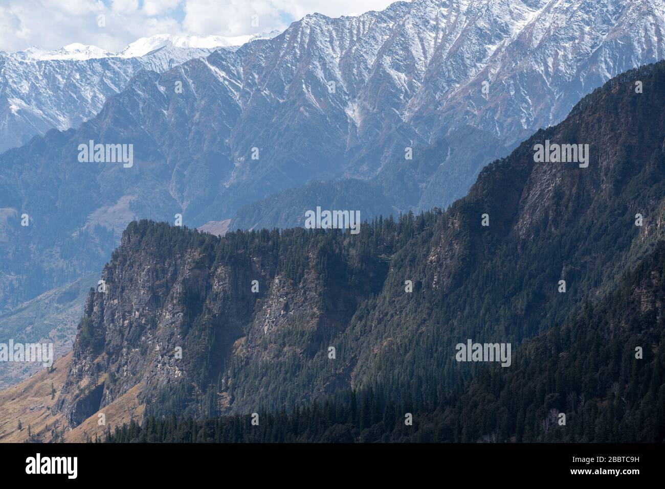 India Manali Rohtang Pass road - Oct 2018: Rohtang Pass in Northern ...