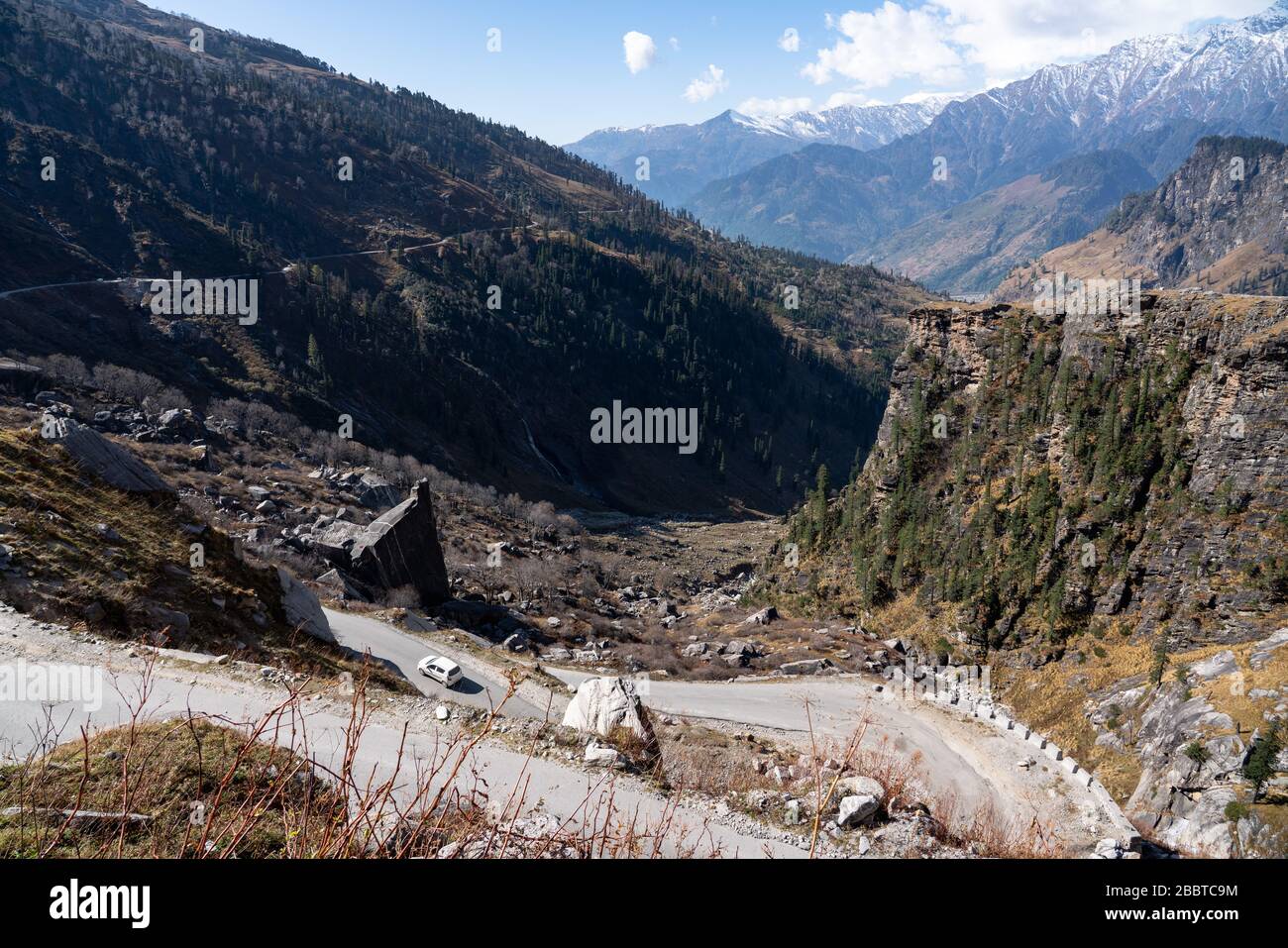 India Manali Rohtang Pass road - Oct 2018: Rohtang Pass in Northern ...