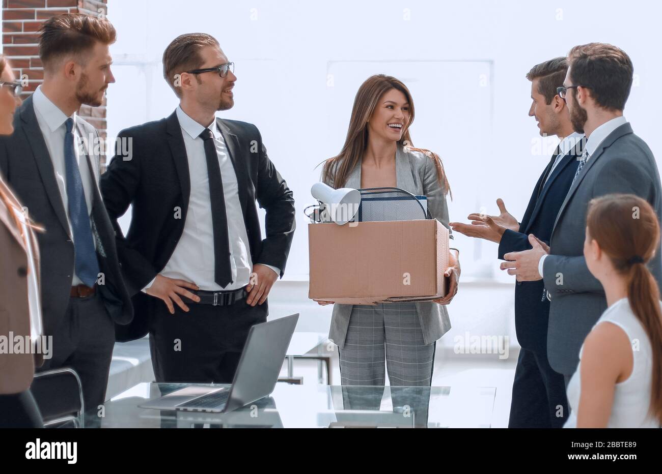 HR Manager shows the employee the new workplace Stock Photo - Alamy