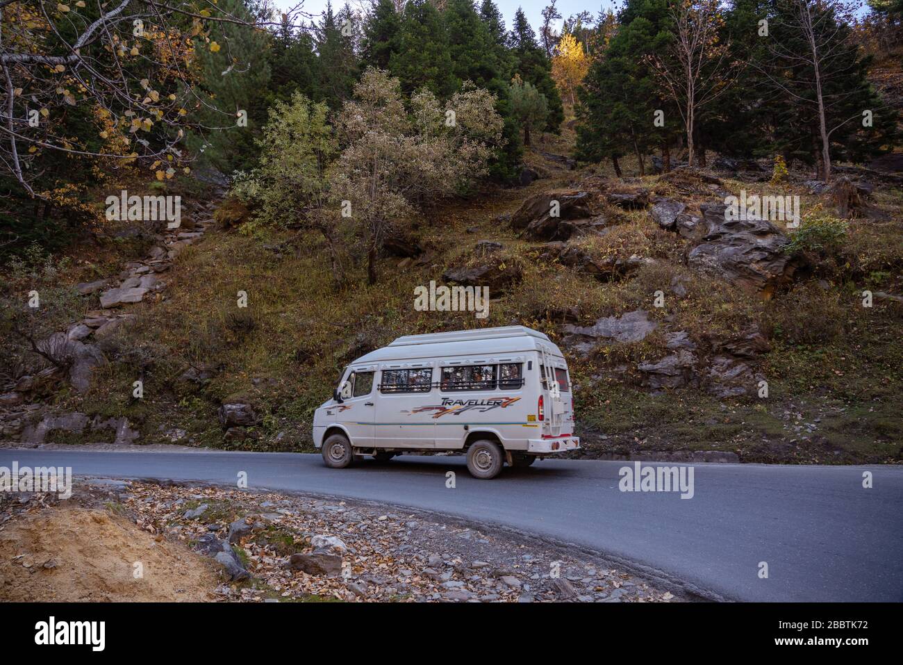 India Manali Rohtang Pass road - Oct 2018: Rohtang Pass in Northern ...
