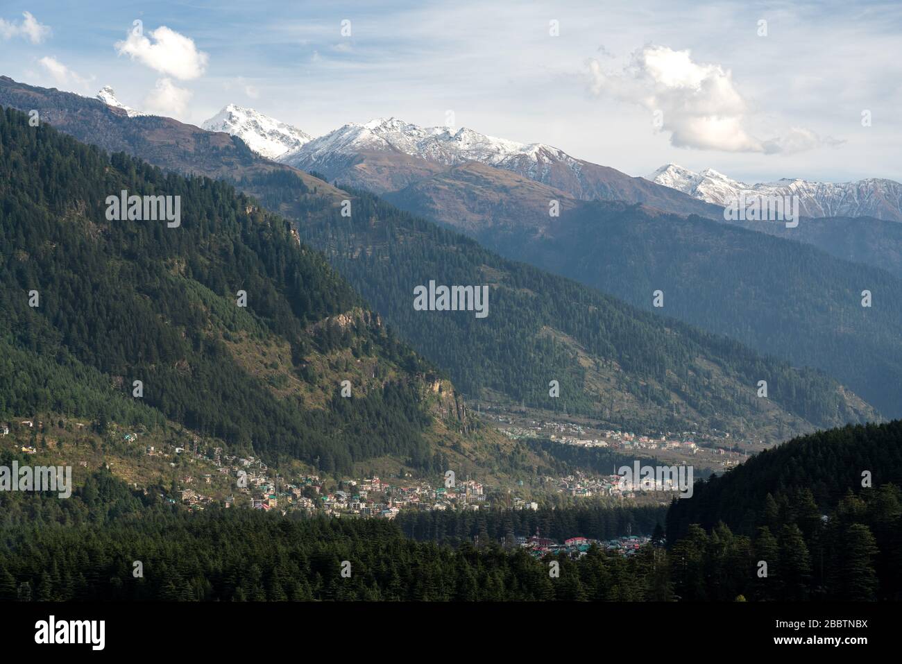 India Manali Rohtang Pass road - Oct 2018: Rohtang Pass in Northern ...