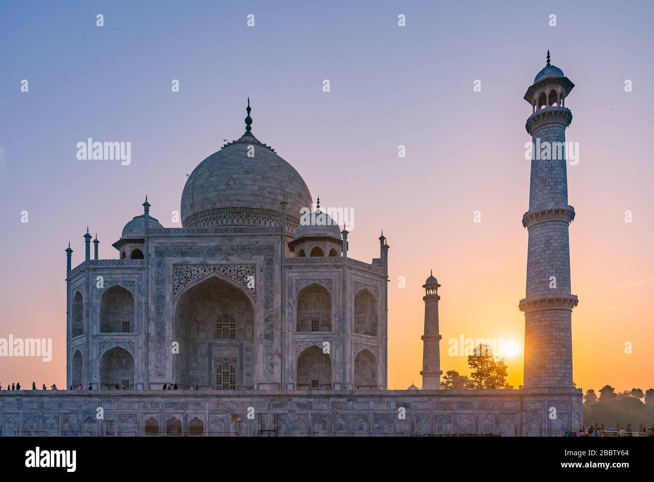 Taj Mahal High Resolution Wallpaper