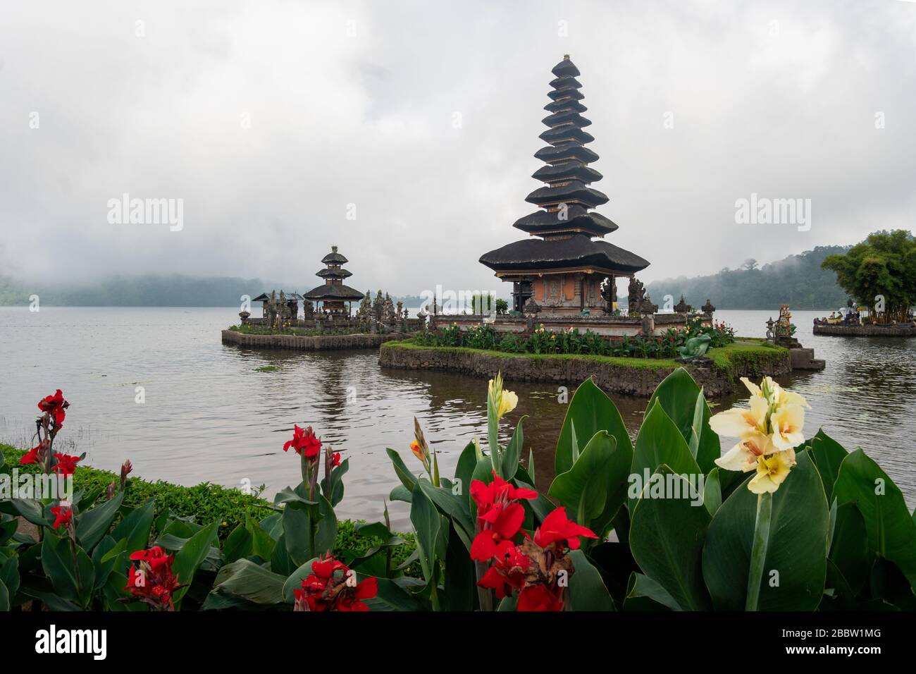Hindu holy site Ulun Danu Beratan Temple Stock Photo - Alamy