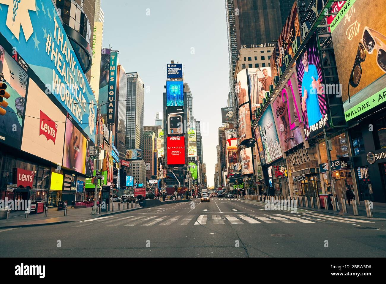 Times Square Empty Stock Photo - Alamy